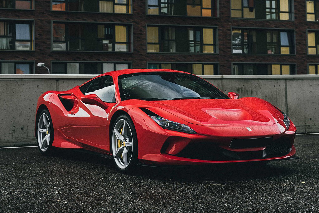 Компания Ferrari подала только одно купе Ferrari F8 Tributo 2023 ...