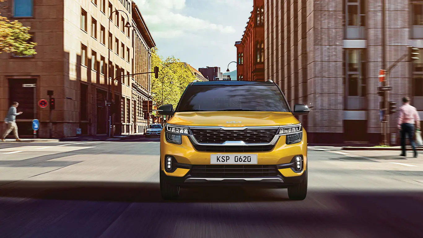 В России нашли в продаже новые кроссоверы Kia KX3 за 2,9 млн рублей